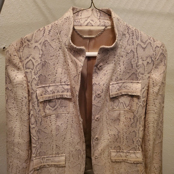 Elie Tahari | Jackets & Coats | Elie Tahari Snake Skin Jacket Love This ...